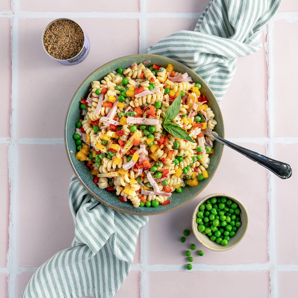 Leichter, klassischer Nudelsalat | Rezept | JUST SPICES®