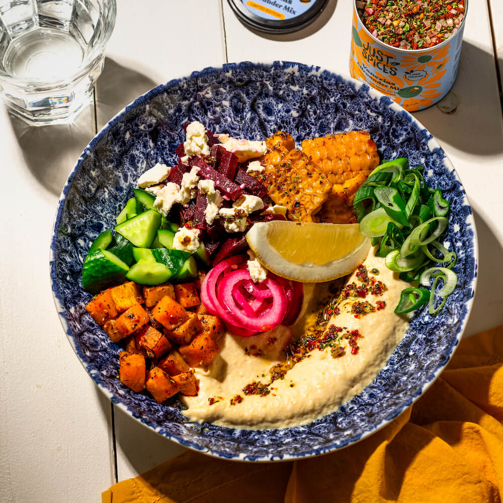 Veggie Loaded Hummus | Rezept | JUST SPICES®