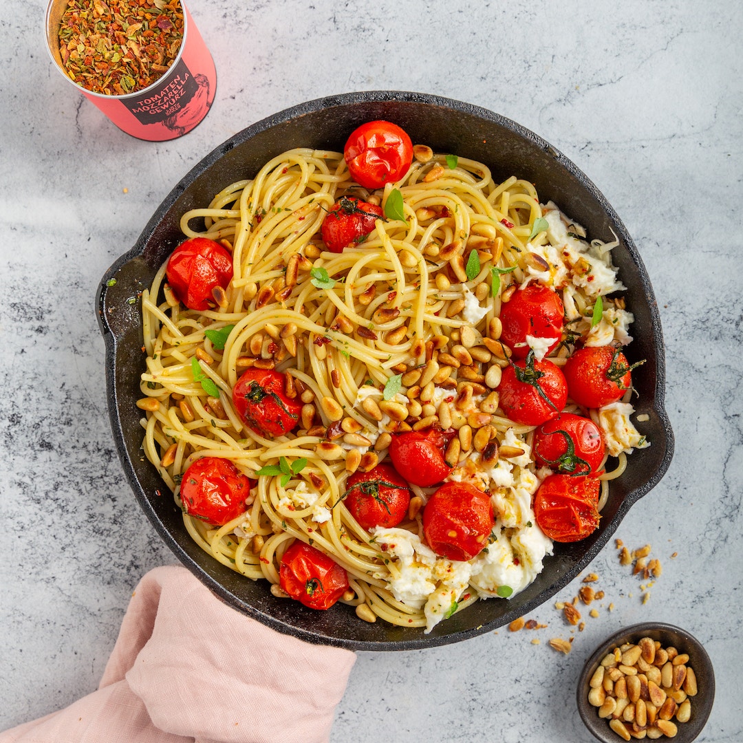 Tomate-Mozzarella-Spaghetti | Rezept | JUST SPICES®